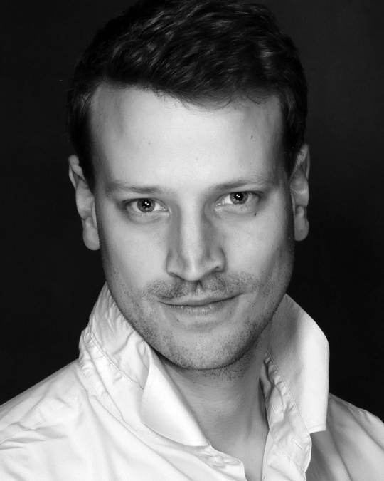 Simon Pringle - Harlequin